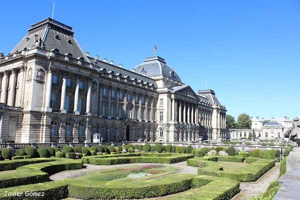 Palacio Real de Bruselas: información práctica : Sobre Bélgica